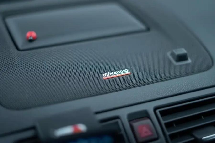 Pelēks Volvo C70 2007 Liepāja, ar dzinēja tilpumu 2.50 L un nobraukumu 180 tūkst. km par 5950 €, foto 17 vietnē AUTOMOTO.COM.LV