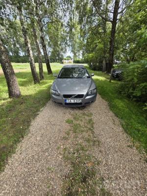 Grey Volvo C70 2007 in Riga, with an engine capacity of 2.40 L and mileage of 189 thousand km for 4200 €, photo 3 on AUTOMOTO.COM.LV