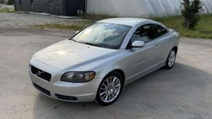 Grey Volvo C70 2007 in Taurage, with an engine capacity of 2.40 L and mileage of 206 thousand km for 3400 €, photo 3 on AUTOMOTO.COM.LV