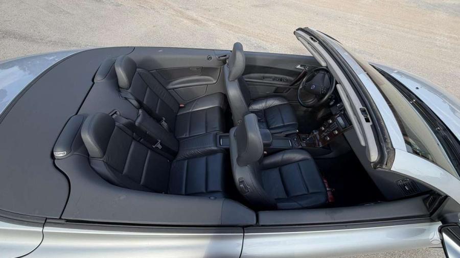 Grey Volvo C70 2007 in Taurage, with an engine capacity of 2.40 L and mileage of 206 thousand km for 3400 €, photo 10 on AUTOMOTO.COM.LV