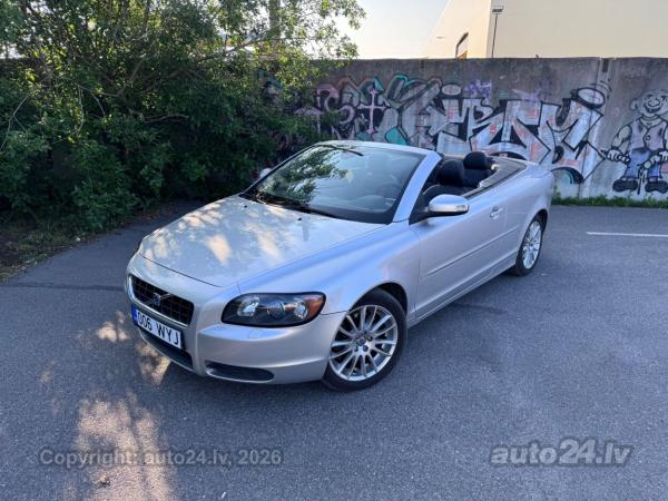 Grey Volvo C70 2008 in Tallinn, with an engine capacity of 2.40 L and mileage of 228 thousand km for 7000 €, photo 1 on AUTOMOTO.COM.LV