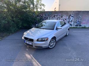 Pelēks Volvo C70 2008 Tallina, ar dzinēja tilpumu 2.40 L un nobraukumu 228 tūkst. km par 7000 €, foto 6 vietnē AUTOMOTO.COM.LV