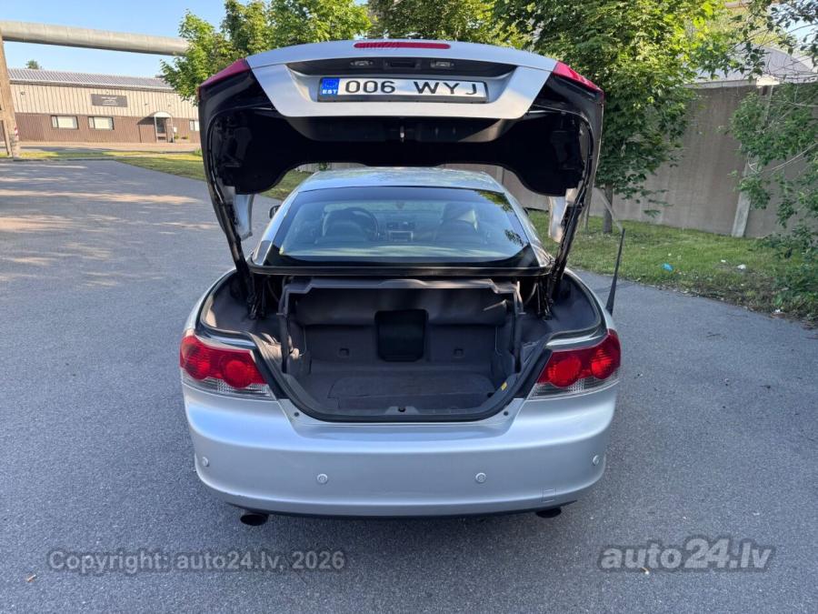 Pelēks Volvo C70 2008 Tallina, ar dzinēja tilpumu 2.40 L un nobraukumu 228 tūkst. km par 7000 €, foto 13 vietnē AUTOMOTO.COM.LV
