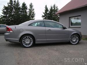 Grey Volvo C70 2008 in Riga, with an engine capacity of 2.00 L and mileage of 0 thousand km for 5450 €, photo 4 on AUTOMOTO.COM.LV