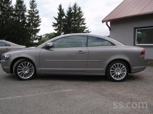 Grey Volvo C70 2008 in Riga, with an engine capacity of 2.00 L and mileage of 0 thousand km for 5450 €, photo 9 on AUTOMOTO.COM.LV