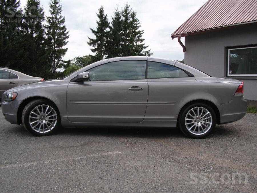 Grey Volvo C70 2008 in Riga, with an engine capacity of 2.00 L and mileage of 0 thousand km for 5450 €, photo 9 on AUTOMOTO.COM.LV