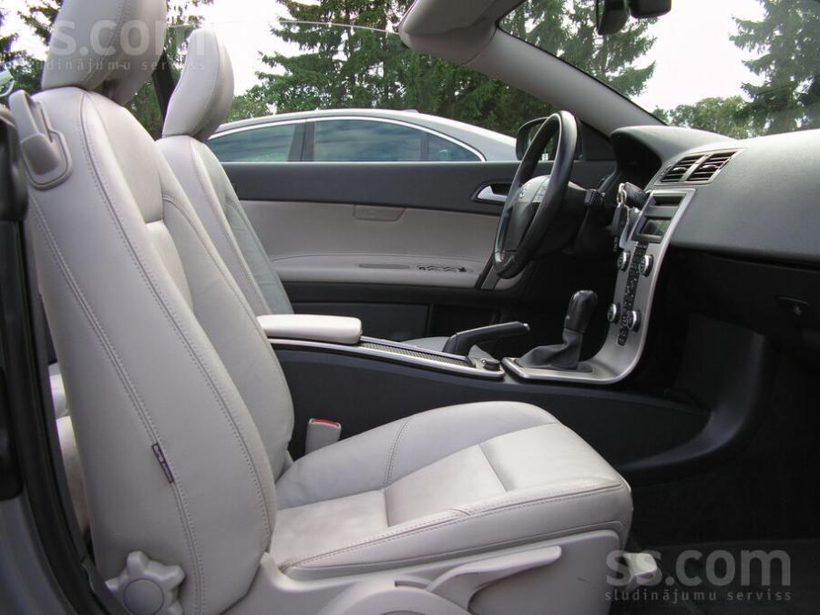 Grey Volvo C70 2008 in Riga, with an engine capacity of 2.00 L and mileage of 0 thousand km for 5450 €, photo 22 on AUTOMOTO.COM.LV