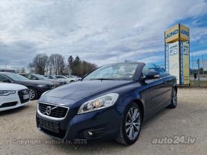 Pelēks Volvo C70 2012 Tartu, ar dzinēja tilpumu 2.00 L un nobraukumu 266 tūkst. km par 7690 €, foto  vietnē AUTOMOTO.COM.LV