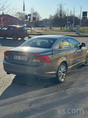 Pelēks Volvo C70 2012 Jūrmala, ar dzinēja tilpumu 2.00 L un nobraukumu 163 tūkst. km par 6200 €, foto 4 vietnē AUTOMOTO.COM.LV