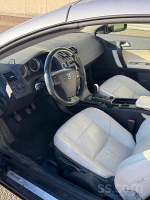 Pelēks Volvo C70 2012 Jūrmala, ar dzinēja tilpumu 2.00 L un nobraukumu 163 tūkst. km par 6200 €, foto 6 vietnē AUTOMOTO.COM.LV