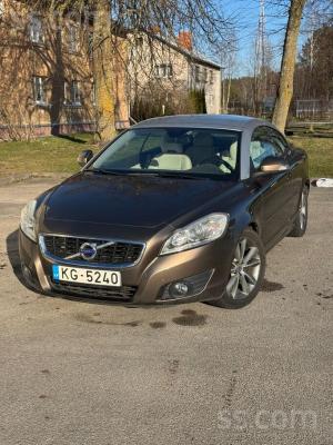 Pelēks Volvo C70 2012 Jūrmala, ar dzinēja tilpumu 2.00 L un nobraukumu 163 tūkst. km par 6200 €, foto 7 vietnē AUTOMOTO.COM.LV
