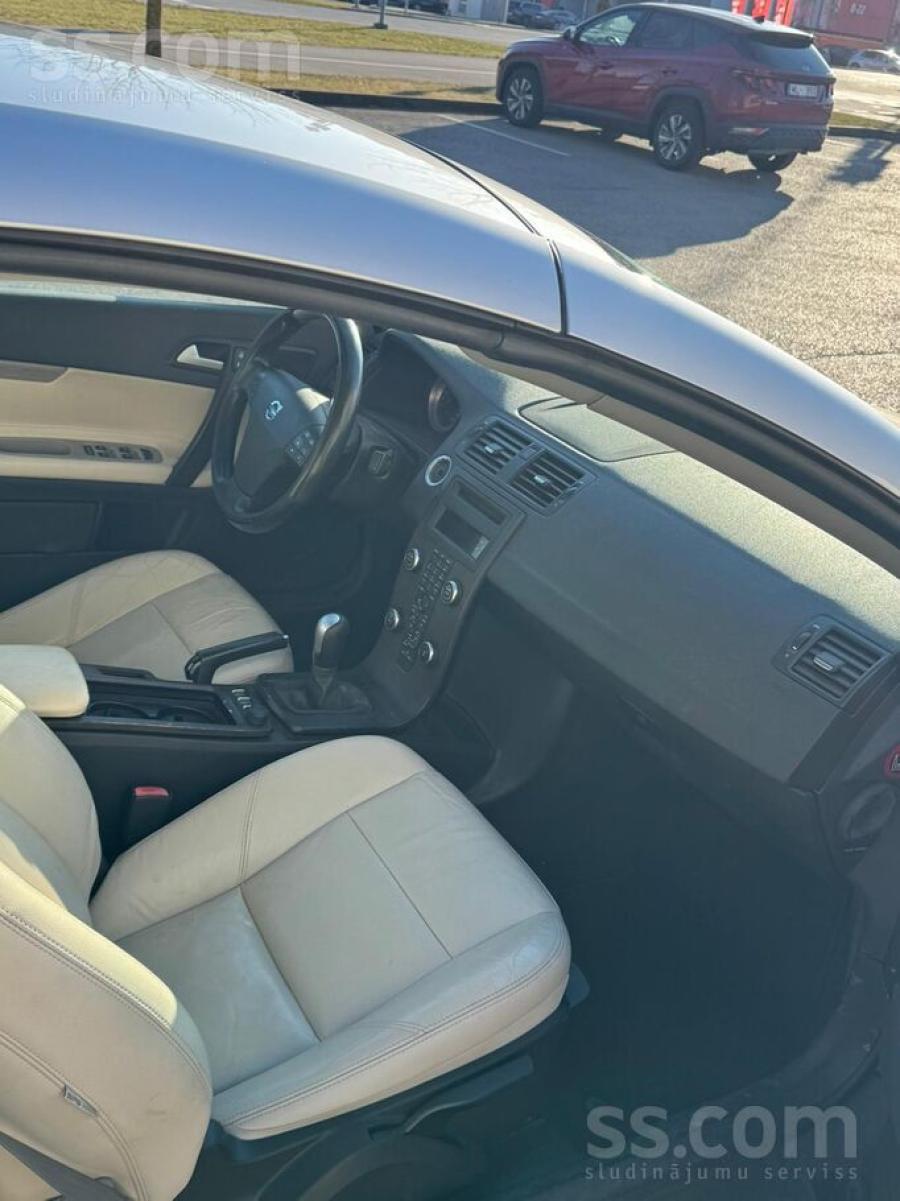 Pelēks Volvo C70 2012 Jūrmala, ar dzinēja tilpumu 2.00 L un nobraukumu 163 tūkst. km par 6200 €, foto 8 vietnē AUTOMOTO.COM.LV