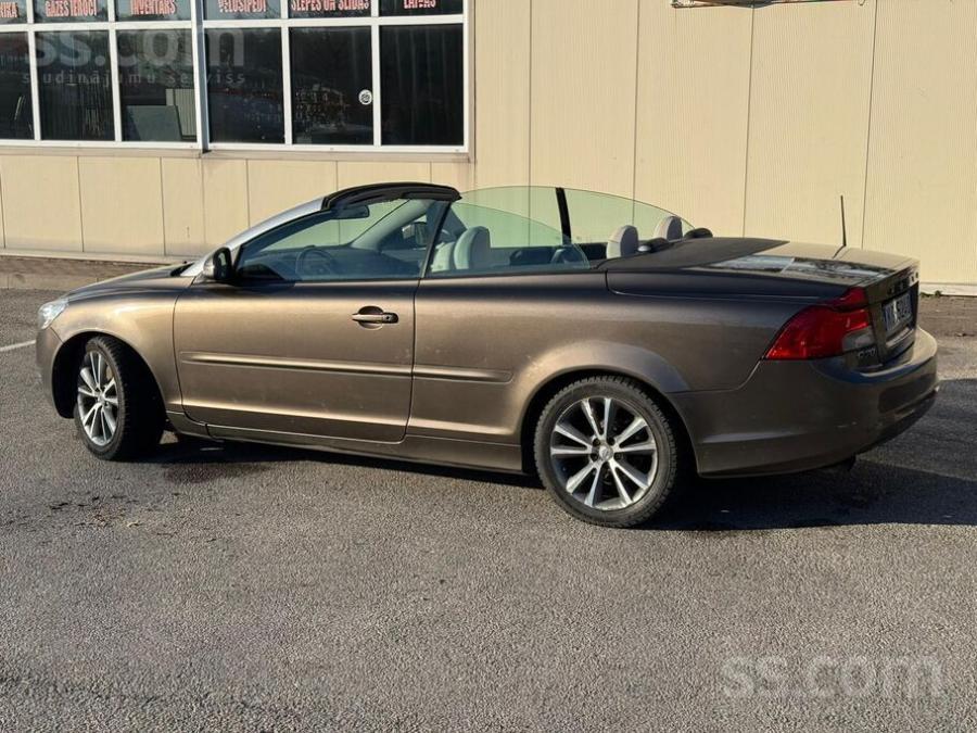 Pelēks Volvo C70 2012 Jūrmala, ar dzinēja tilpumu 2.00 L un nobraukumu 163 tūkst. km par 6200 €, foto 14 vietnē AUTOMOTO.COM.LV