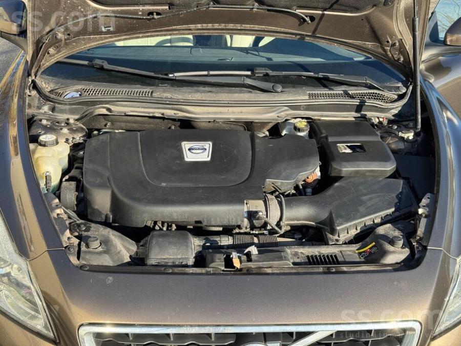Pelēks Volvo C70 2012 Jūrmala, ar dzinēja tilpumu 2.00 L un nobraukumu 163 tūkst. km par 6200 €, foto 17 vietnē AUTOMOTO.COM.LV