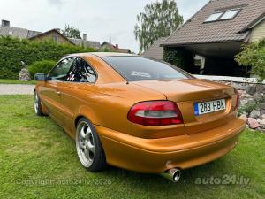 Oranžs Volvo C70 1997 Tallina, ar dzinēja tilpumu 2.30 L un nobraukumu 343 tūkst. km par 4300 €, foto 4 vietnē AUTOMOTO.COM.LV