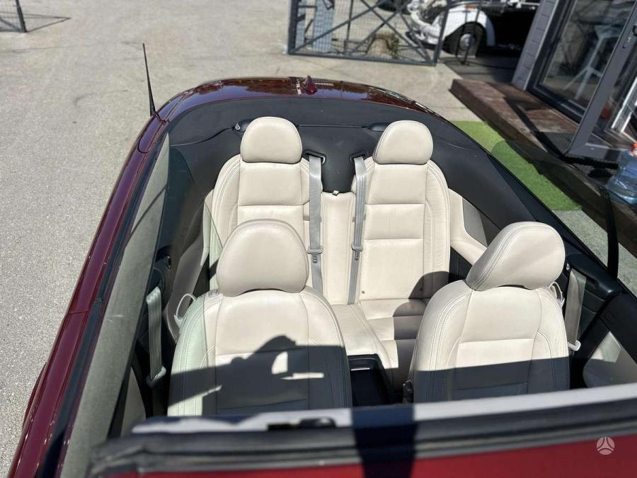 Sarkans Volvo C70 2011 Klaipėda, ar dzinēja tilpumu 1.98 L un nobraukumu 268 tūkst. km par 5950 €, foto 12 vietnē AUTOMOTO.COM.LV