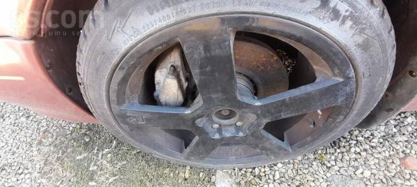 Sarkans Volvo C70 1997 Rīga, ar dzinēja tilpumu 2.30 L un nobraukumu 270 tūkst. km par 4500 €, foto 4 vietnē AUTOMOTO.COM.LV