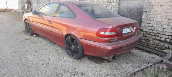 Sarkans Volvo C70 1997 Rīga, ar dzinēja tilpumu 2.30 L un nobraukumu 270 tūkst. km par 4500 €, foto 6 vietnē AUTOMOTO.COM.LV