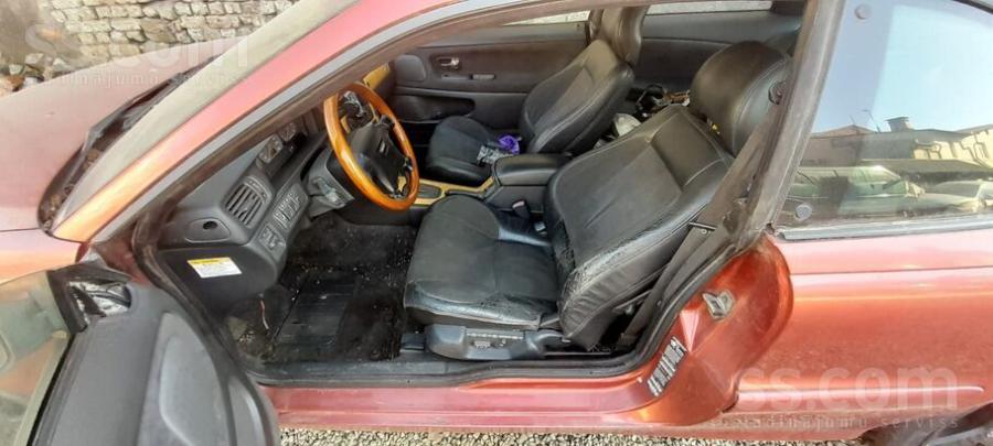 Sarkans Volvo C70 1997 Rīga, ar dzinēja tilpumu 2.30 L un nobraukumu 270 tūkst. km par 4500 €, foto 9 vietnē AUTOMOTO.COM.LV
