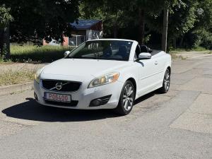 Balts Volvo C70 2011 Klaipėda, ar dzinēja tilpumu 2.50 L un nobraukumu 150 tūkst. km par 3900 €, foto  vietnē AUTOMOTO.COM.LV