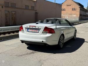 Balts Volvo C70 2011 Klaipėda, ar dzinēja tilpumu 2.50 L un nobraukumu 150 tūkst. km par 3900 €, foto 4 vietnē AUTOMOTO.COM.LV