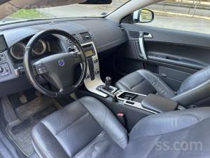 Balts Volvo C70 2012 Rīga, ar dzinēja tilpumu 2.00 L un nobraukumu 254 tūkst. km par 6790 €, foto 15 vietnē AUTOMOTO.COM.LV