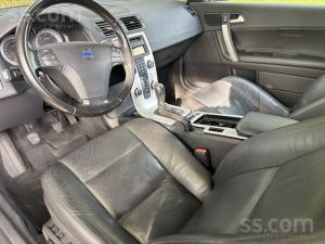 Balts Volvo C70 2012 Rīga, ar dzinēja tilpumu 2.00 L un nobraukumu 254 tūkst. km par 6790 €, foto 22 vietnē AUTOMOTO.COM.LV