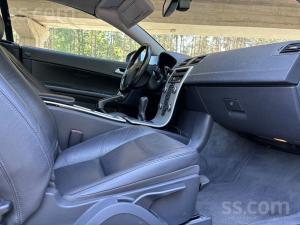 Balts Volvo C70 2012 Rīga, ar dzinēja tilpumu 2.00 L un nobraukumu 254 tūkst. km par 6790 €, foto 24 vietnē AUTOMOTO.COM.LV