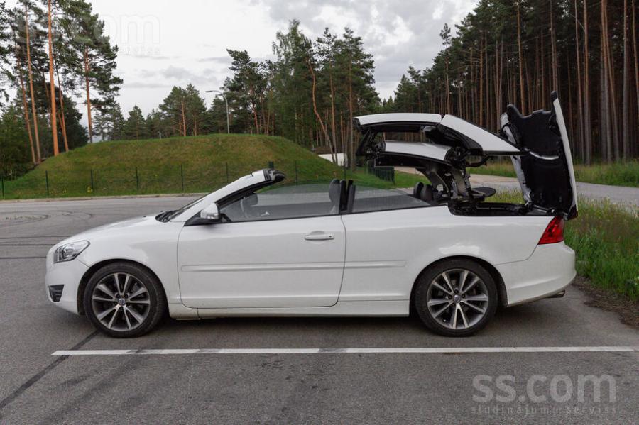 Balts Volvo C70 2013 Rīga, ar dzinēja tilpumu 2.00 L un nobraukumu 290 tūkst. km par 8500 €, foto 3 vietnē AUTOMOTO.COM.LV