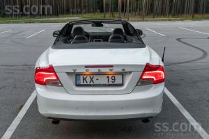 Balts Volvo C70 2013 Rīga, ar dzinēja tilpumu 2.00 L un nobraukumu 290 tūkst. km par 8500 €, foto 7 vietnē AUTOMOTO.COM.LV