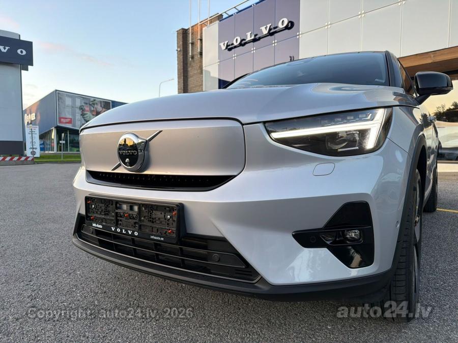 Серый Вольво EC40 2024 в Пярну, объемом двигателя 0.00 л и пробегом 33 тыс. км за 39900 €, фото 6 на AUTOMOTO.COM.LV