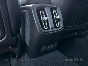Серый Вольво EC40 2024 в Пярну, объемом двигателя 0.00 л и пробегом 33 тыс. км за 39900 €, фото 12 на AUTOMOTO.COM.LV