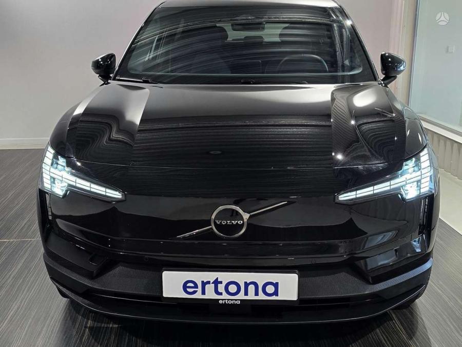 Black Volvo EX30 2024 in Siauliai, with an engine capacity of 0.00 L and mileage of 50 thousand km for 28900 €, photo 12 on AUTOMOTO.COM.LV