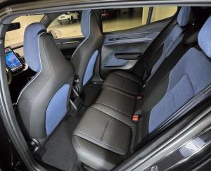 Black Volvo EX30 2024 in Siauliai, with an engine capacity of 0.00 L and mileage of 50 thousand km for 28900 €, photo 25 on AUTOMOTO.COM.LV