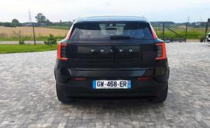 Black Volvo EX30 2024 in Alytus, with an engine capacity of 0.00 L and mileage of 117 thousand km for 17900 €, photo 11 on AUTOMOTO.COM.LV
