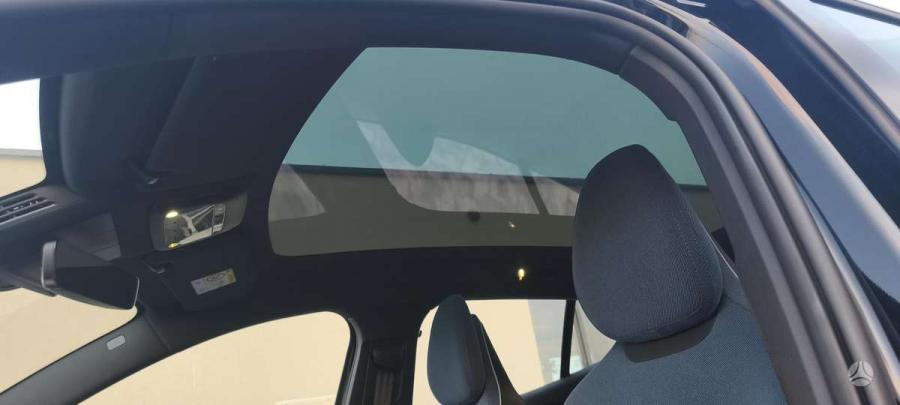 Black Volvo EX30 2024 in Alytus, with an engine capacity of 0.00 L and mileage of 117 thousand km for 17900 €, photo 22 on AUTOMOTO.COM.LV