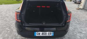 Black Volvo EX30 2024 in Alytus, with an engine capacity of 0.00 L and mileage of 117 thousand km for 17900 €, photo 34 on AUTOMOTO.COM.LV