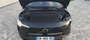 Black Volvo EX30 2024 in Alytus, with an engine capacity of 0.00 L and mileage of 117 thousand km for 17900 €, photo 35 on AUTOMOTO.COM.LV