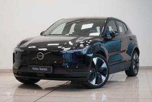 Melns Volvo EX30 2025 Viļņa, ar dzinēja tilpumu 0.00 L un nobraukumu 15 tūkst. km par 41250 €, foto  vietnē AUTOMOTO.COM.LV