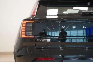 Melns Volvo EX30 2025 Viļņa, ar dzinēja tilpumu 0.00 L un nobraukumu 15 tūkst. km par 41250 €, foto 8 vietnē AUTOMOTO.COM.LV