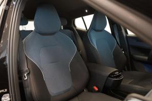 Melns Volvo EX30 2025 Viļņa, ar dzinēja tilpumu 0.00 L un nobraukumu 15 tūkst. km par 41250 €, foto 12 vietnē AUTOMOTO.COM.LV