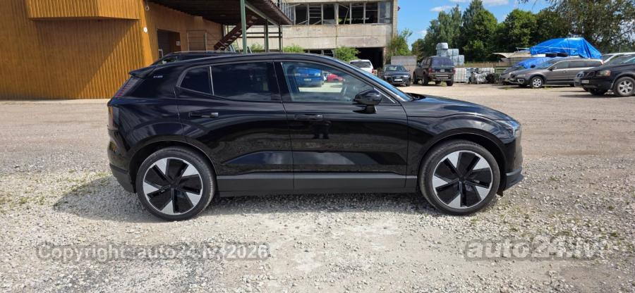 Black Volvo EX30 2024 in Tartu, with an engine capacity of 0.00 L and mileage of 35 thousand km for 34200 €, photo 8 on AUTOMOTO.COM.LV