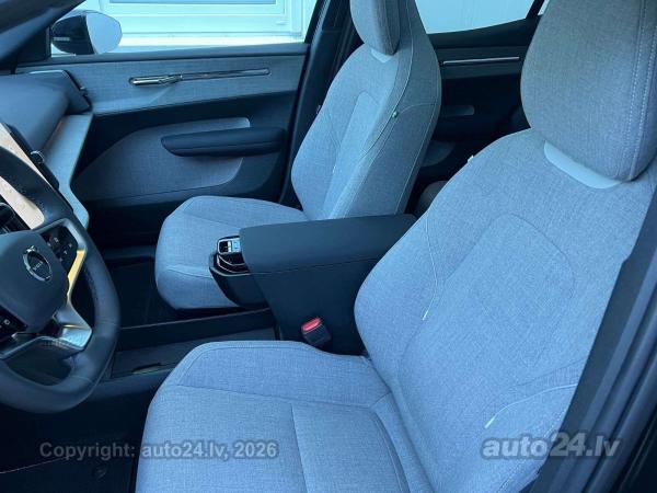 Black Volvo EX30 2024 in Tallinn, with an engine capacity of 0.00 L and mileage of 35 thousand km for 37990 €, photo 10 on AUTOMOTO.COM.LV