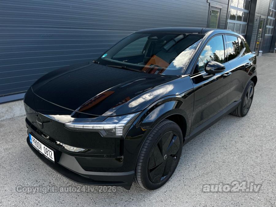 Black Volvo EX30 2026 in Tallinn, with an engine capacity of 0.00 L and mileage of 4 thousand km for 39900 €, photo 3 on AUTOMOTO.COM.LV