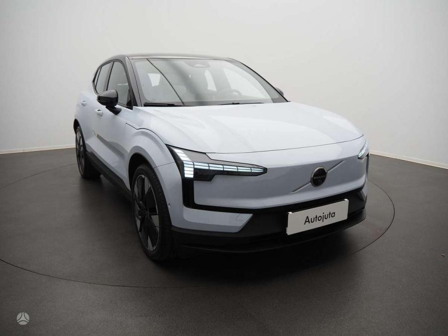 Zils Volvo EX30 2024 Viļņa, ar dzinēja tilpumu 0.00 L un nobraukumu 18 tūkst. km par 39700 €, foto 4 vietnē AUTOMOTO.COM.LV