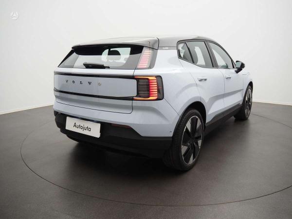 Zils Volvo EX30 2024 Viļņa, ar dzinēja tilpumu 0.00 L un nobraukumu 18 tūkst. km par 39700 €, foto 5 vietnē AUTOMOTO.COM.LV
