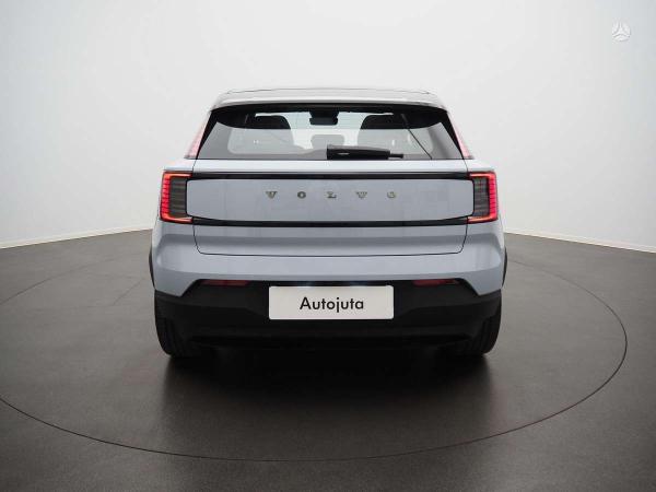 Zils Volvo EX30 2024 Viļņa, ar dzinēja tilpumu 0.00 L un nobraukumu 18 tūkst. km par 39700 €, foto 6 vietnē AUTOMOTO.COM.LV