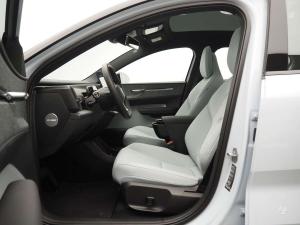 Zils Volvo EX30 2024 Viļņa, ar dzinēja tilpumu 0.00 L un nobraukumu 18 tūkst. km par 39700 €, foto 9 vietnē AUTOMOTO.COM.LV
