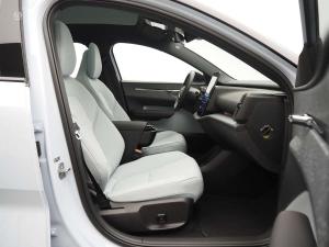 Zils Volvo EX30 2024 Viļņa, ar dzinēja tilpumu 0.00 L un nobraukumu 18 tūkst. km par 39700 €, foto 12 vietnē AUTOMOTO.COM.LV