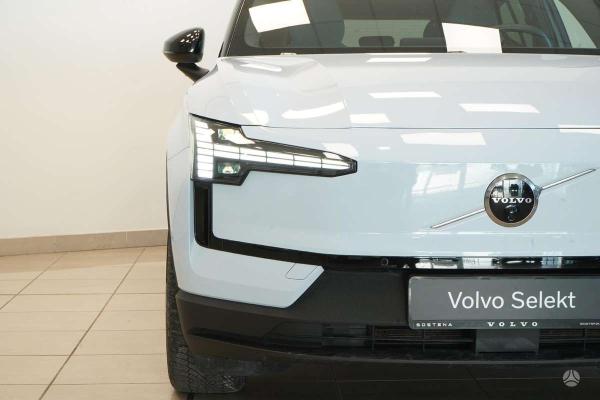 Zils Volvo EX30 2025 Viļņa, ar dzinēja tilpumu 0.00 L un nobraukumu 20 tūkst. km par 36900 €, foto 5 vietnē AUTOMOTO.COM.LV